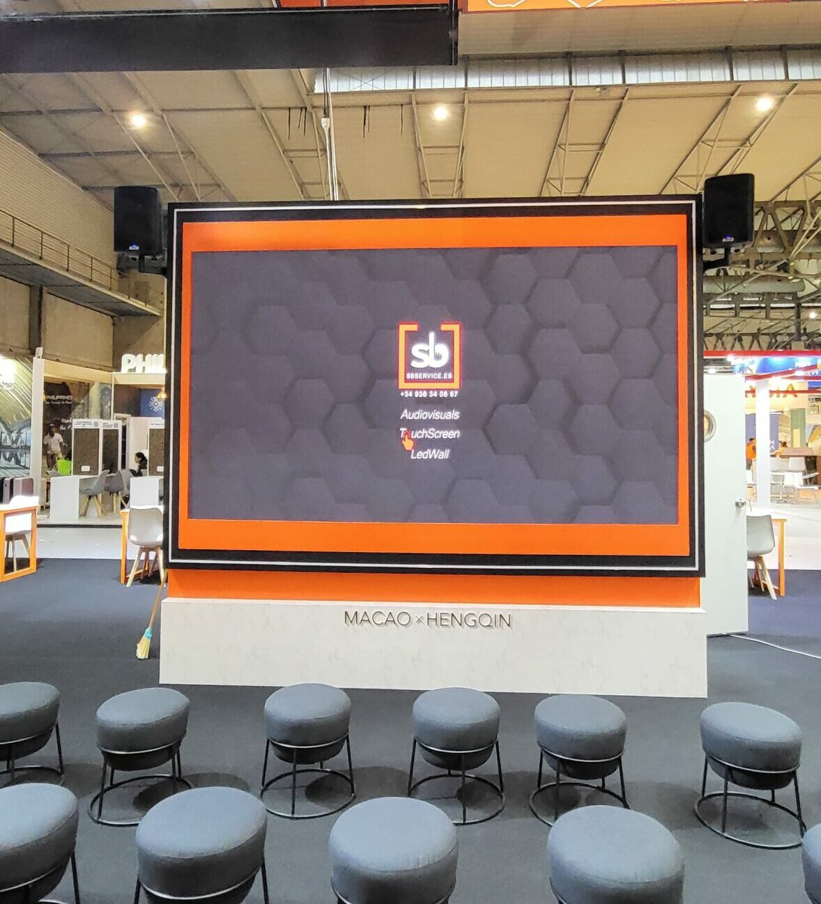 LED screens for rent: technology to make an impact